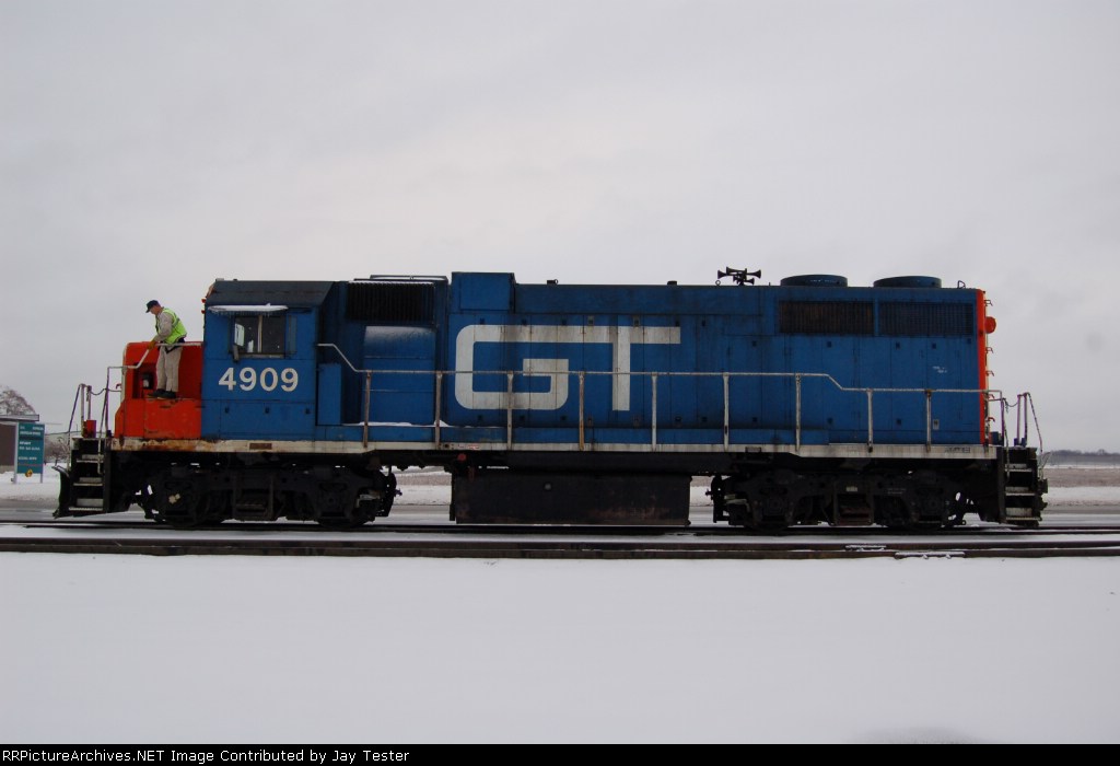 GTW 4909